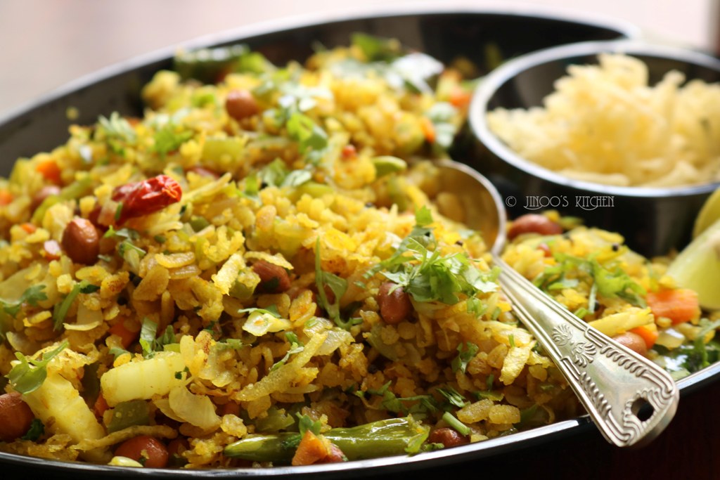 Aval upma recipe | vegetable Poha upma recipe | red aval upma