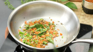 Sajjige Bajil Recipe: Udupi's Traditional Upma and Poha Breakfast Combo ...