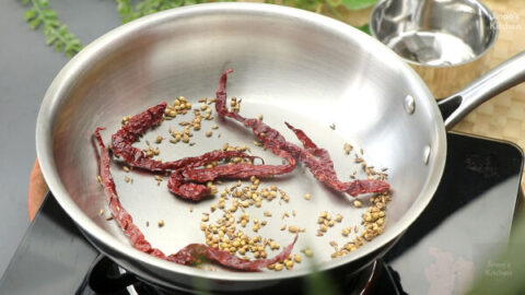 Sajjige Bajil Recipe: Udupi's Traditional Upma and Poha Breakfast Combo ...