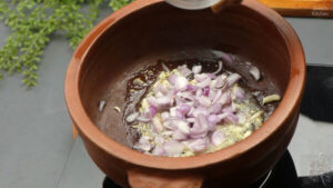 Kerala Kadai Vegetable Curry with Homemade Spice Powder (Kadai masala ...